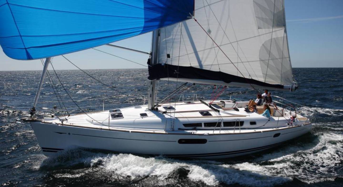 Jeanneau S.O 44i - Yachtbook